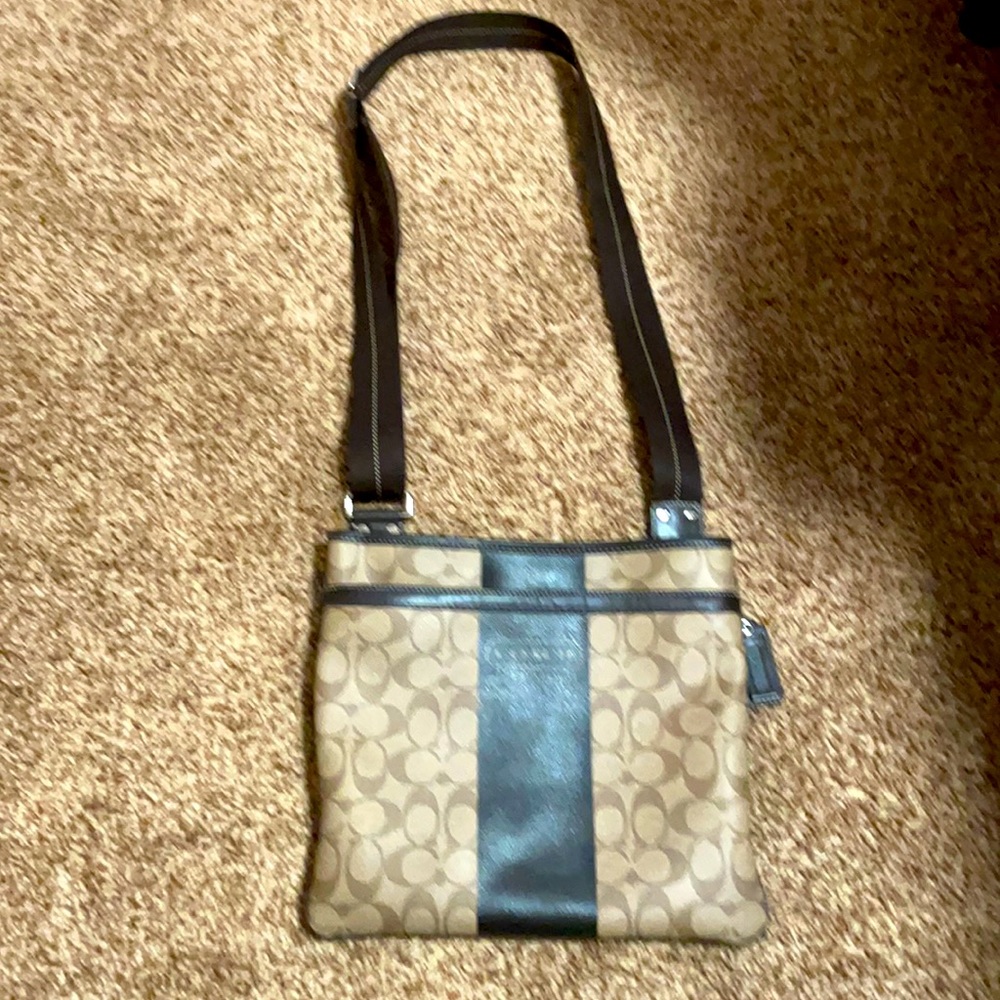 Coach Signature Leather Crossbody Bag - Gem